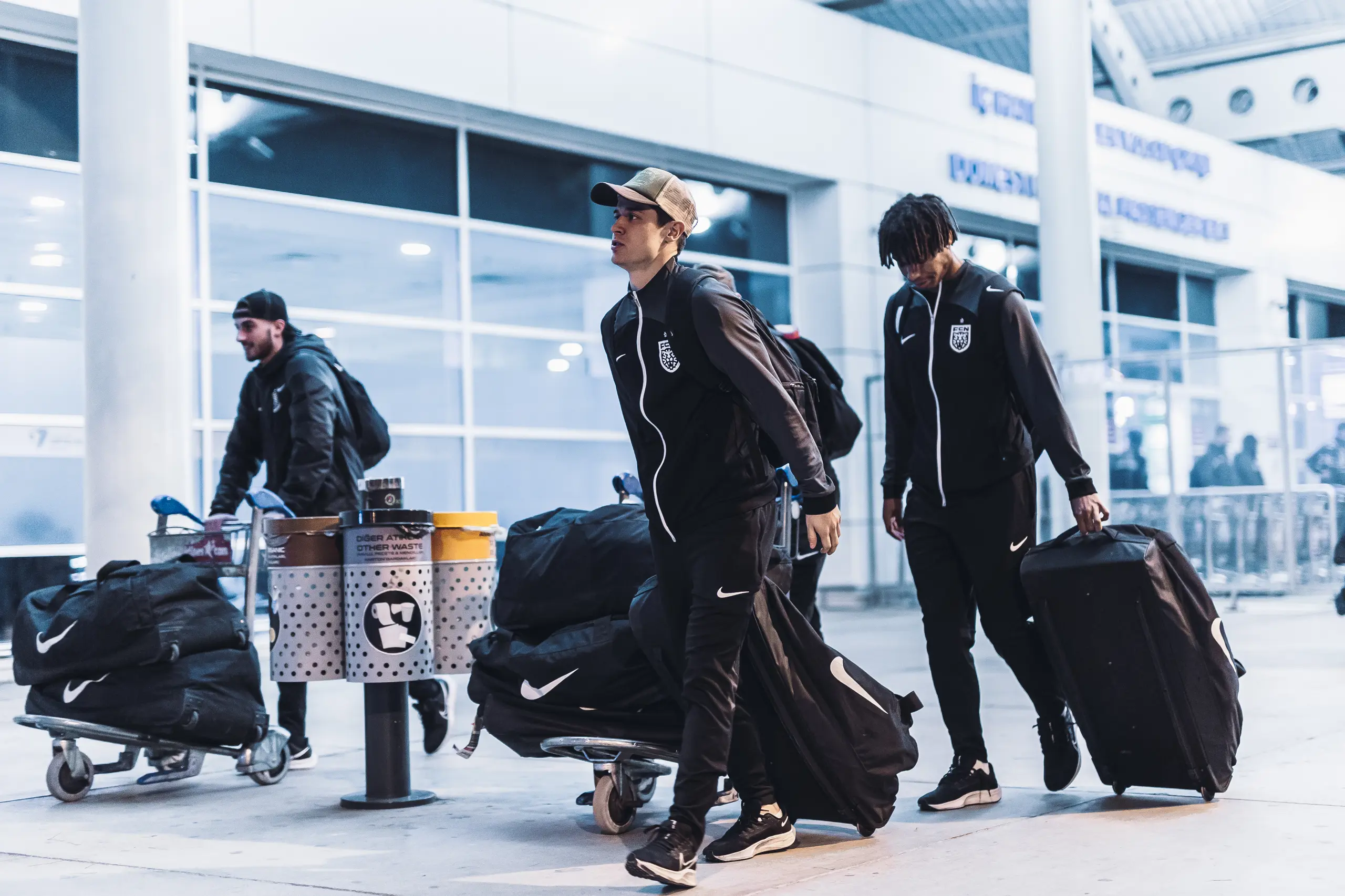 Her er truppen til træningslejren