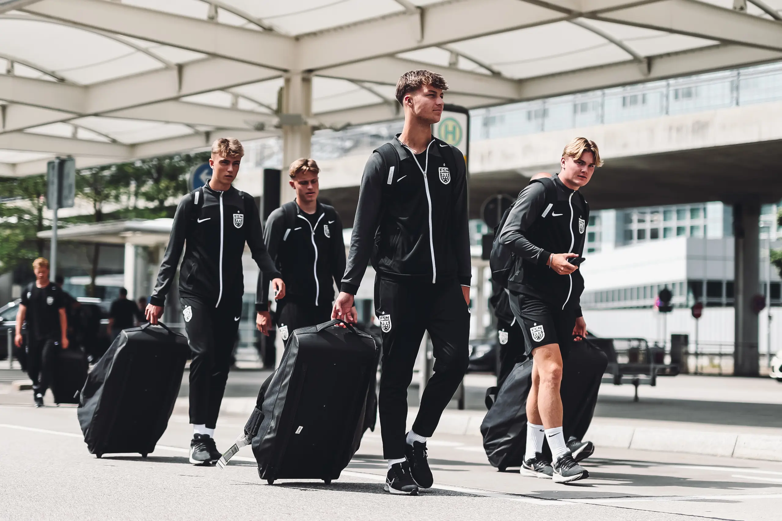 Her er truppen til træningslejren